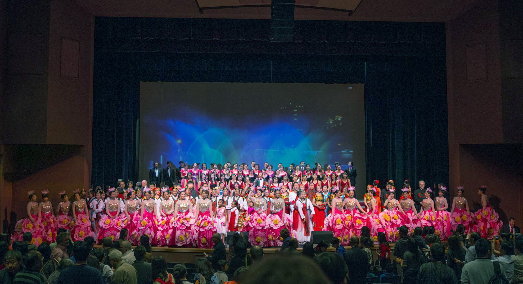 Fan Chung Graham's dance page